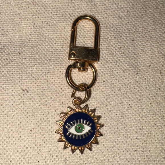 unbranded | Accessories | Evil Eye Key Chain Live Show Giveaway Free ...
